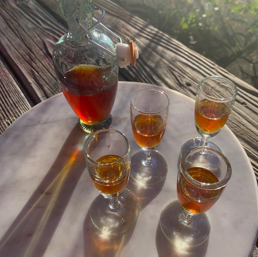 DIY Amaretto - A collection of spice-centric recipes from